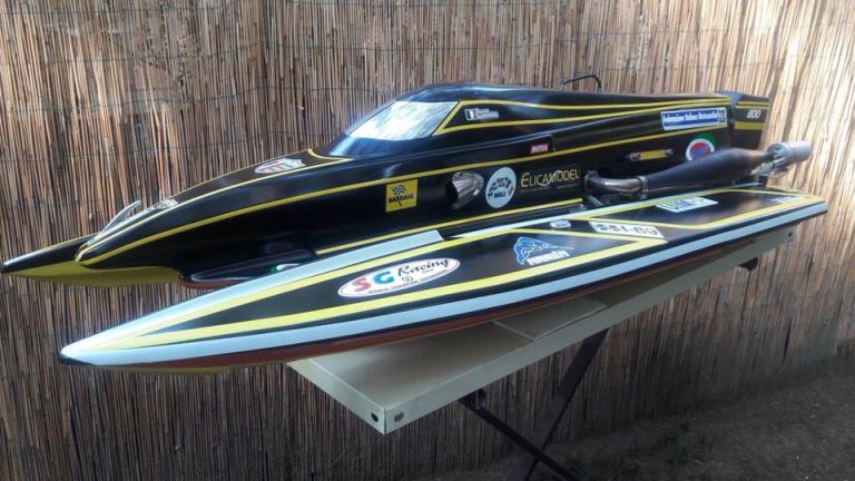 F1 1/4 Baba Tiengo Racing - Tempest Rc Boats